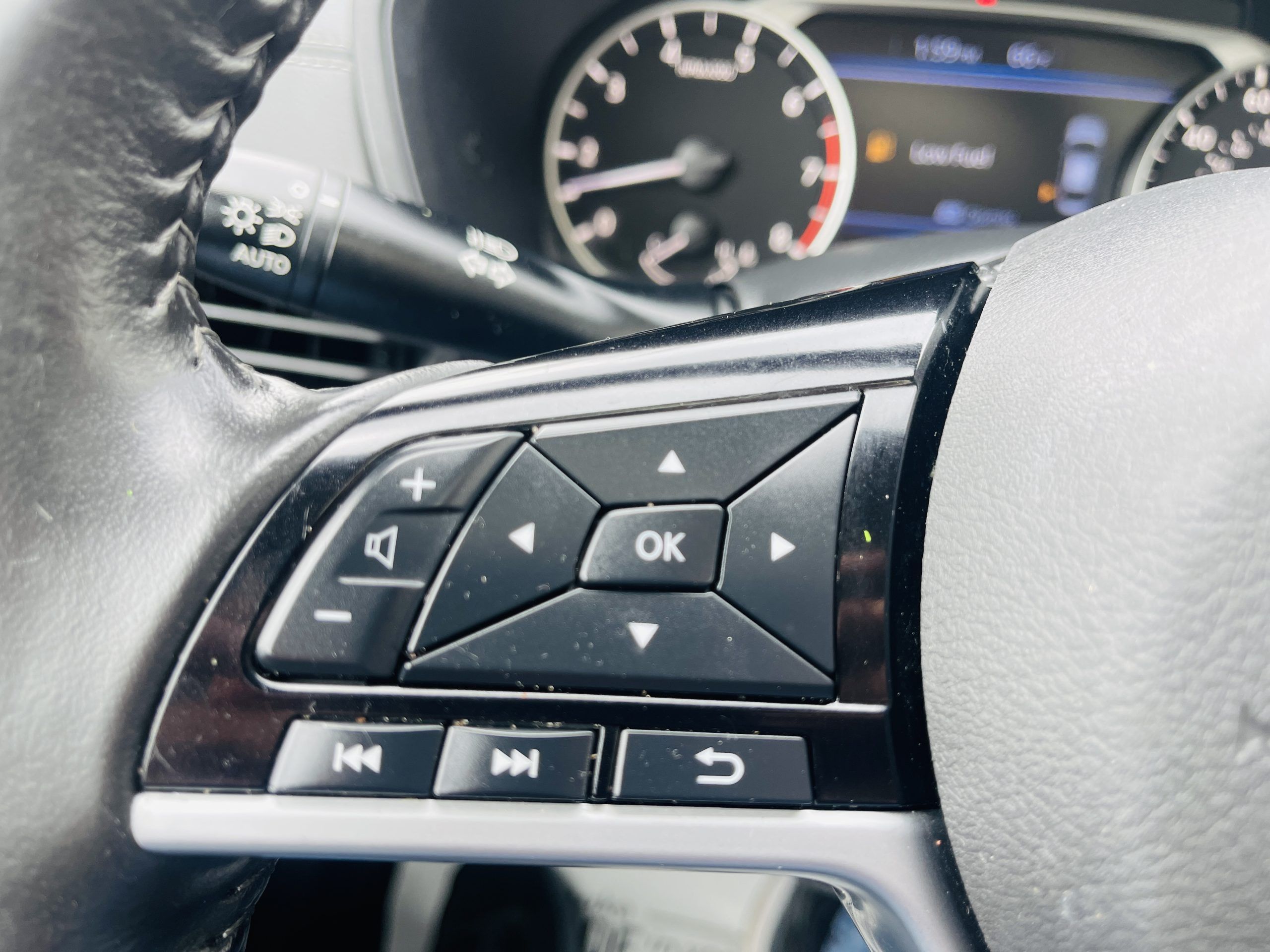 2022 Nissan Altima SV Sedan – Mica Black – Robust Auto Group