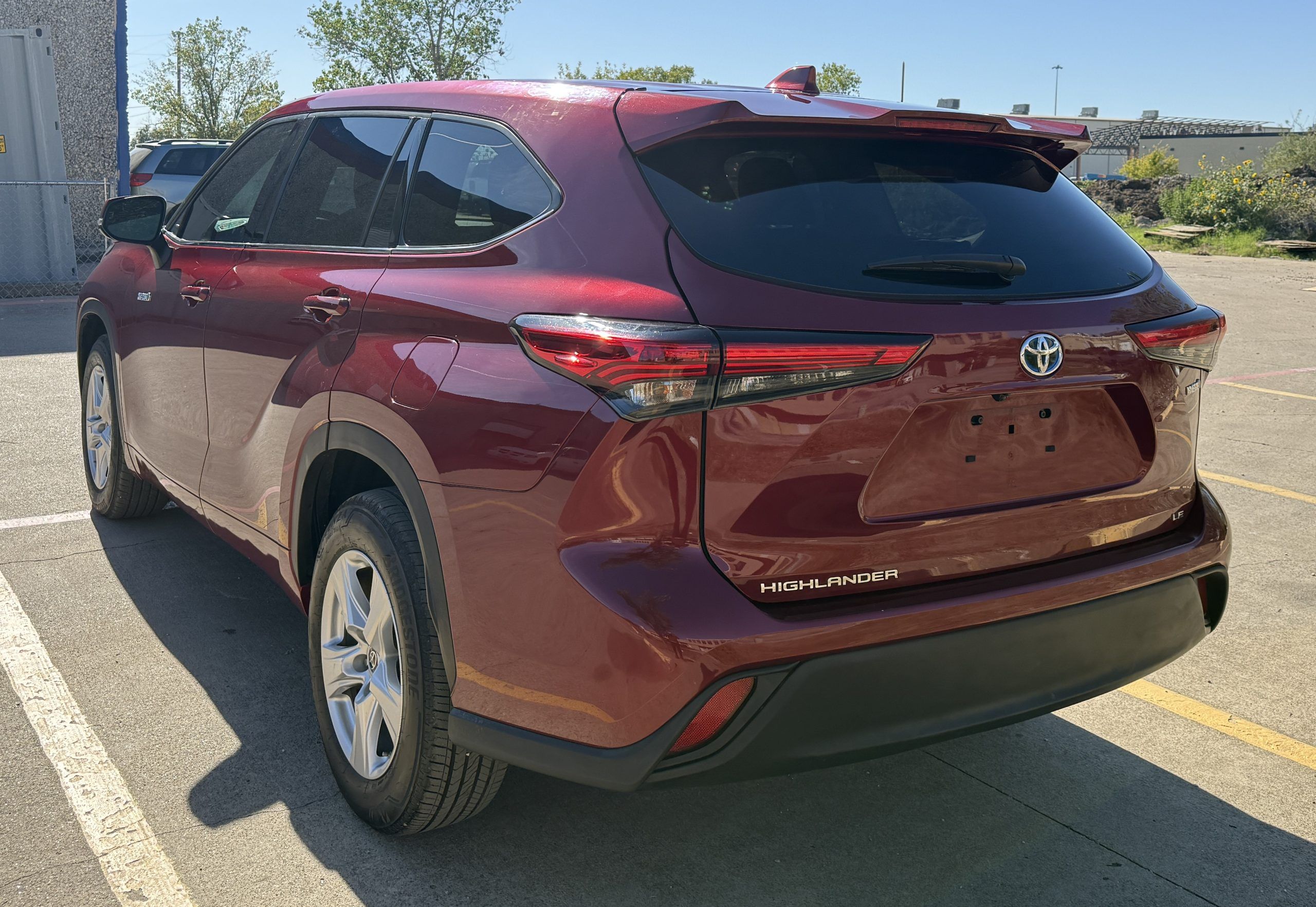 2022 Toyota HIGHLANDER LE-HYBRID Red Rear Wheel Drive 2.5L – Robust ...